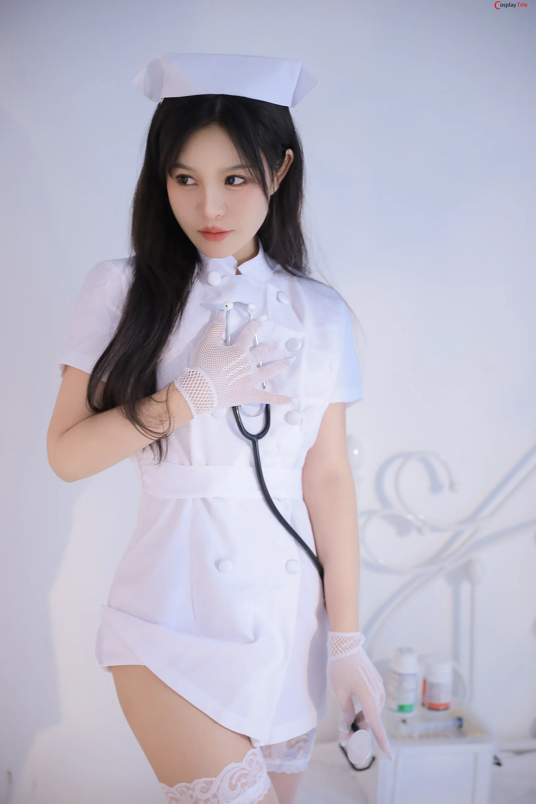 Taonuan222 (桃暖酱) – Nurse “61 photos” | NekoCosplay