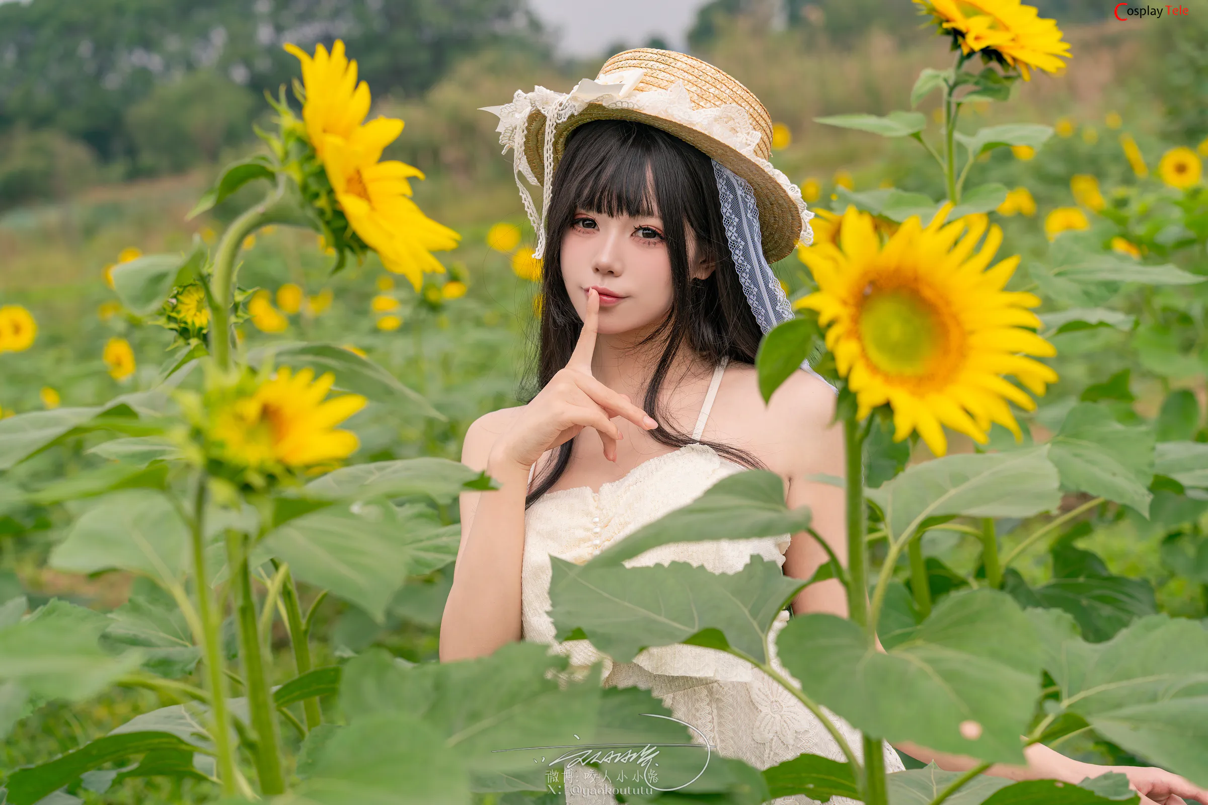 咬一口兔娘ovo (Yaokoututu) – Summer Aoi “74 photos and 1 video” | NekoCosplay